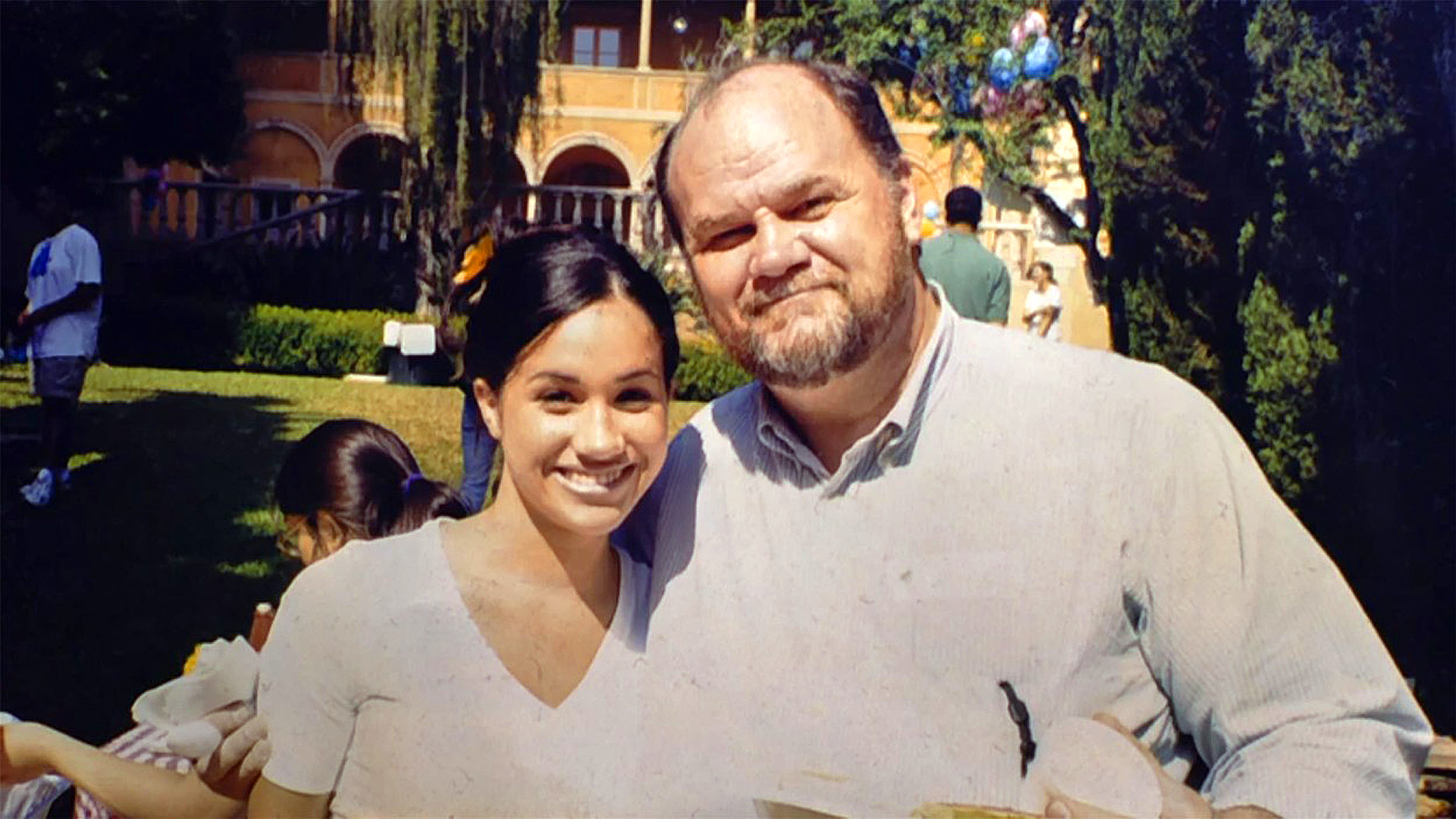 Meghan Markle “reaches out” to her father… according to her PR team ...